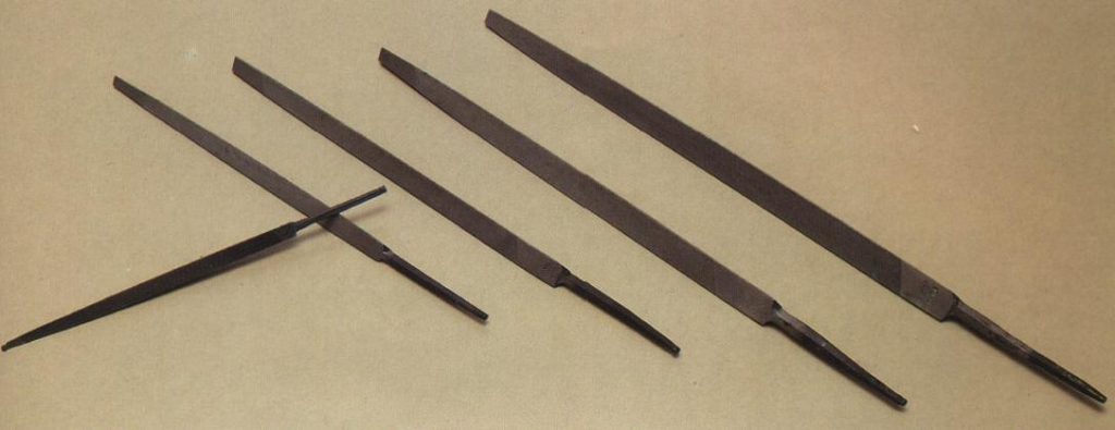 Lima Triangular 6″ Regular Calidad – Disveca Zulia C.A.