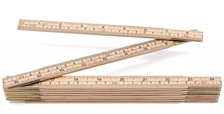 Regla o Metro de Madera 2 Mts. Albanil – Disveca Zulia C.A.